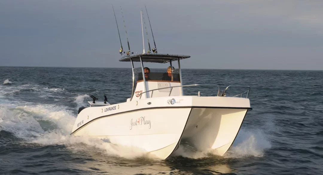 680 Centre Console | Ocean Marine Village